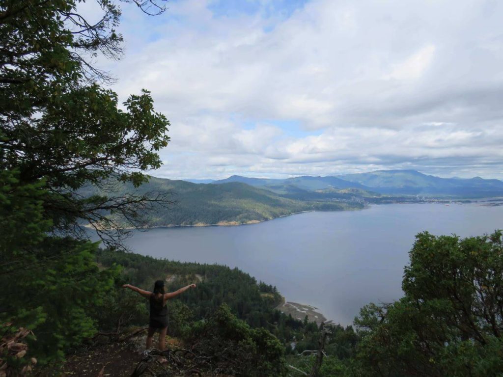 A Day Out on the Amazing Salt Spring Island - nj_wanders